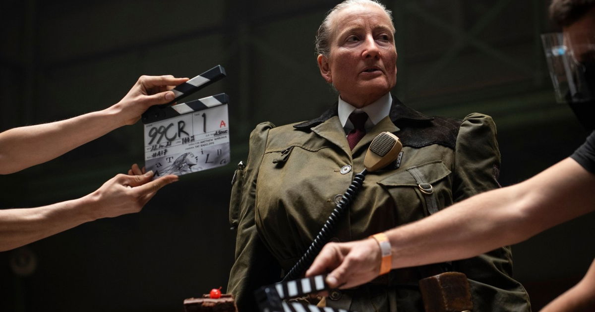 Netflix geeft kijkje achter de schermen bij muzikale 'Matilda'-film ...