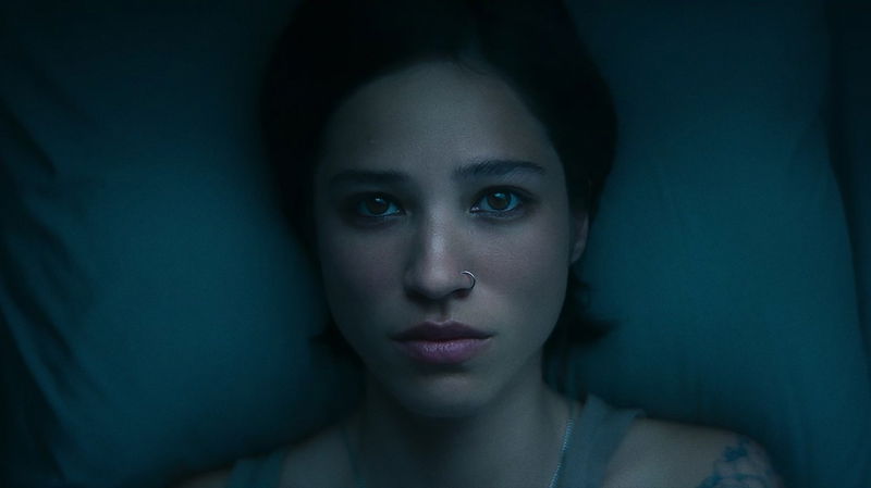 'Don't Move' op Netflix: alles over de nieuwe horrorthriller van Sam ...