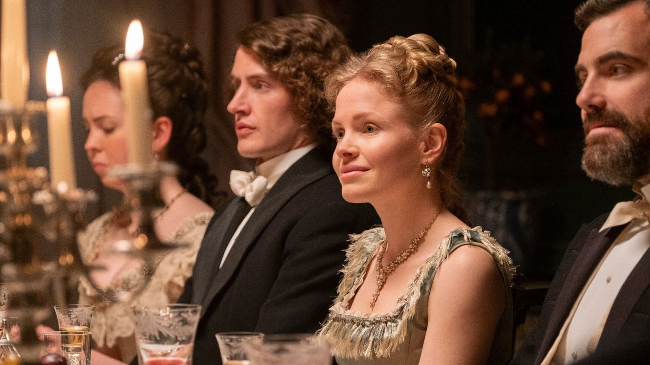 Veel lof voor Brits kostuumdrama op Netflix: 'Echt een geweldige serie ...