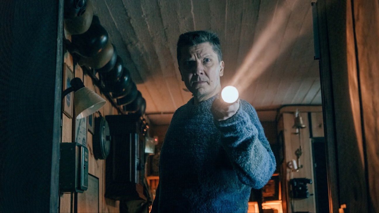 Mysterieuze meteoriet zorgt voor chaos in nieuwe Finse thriller van ...