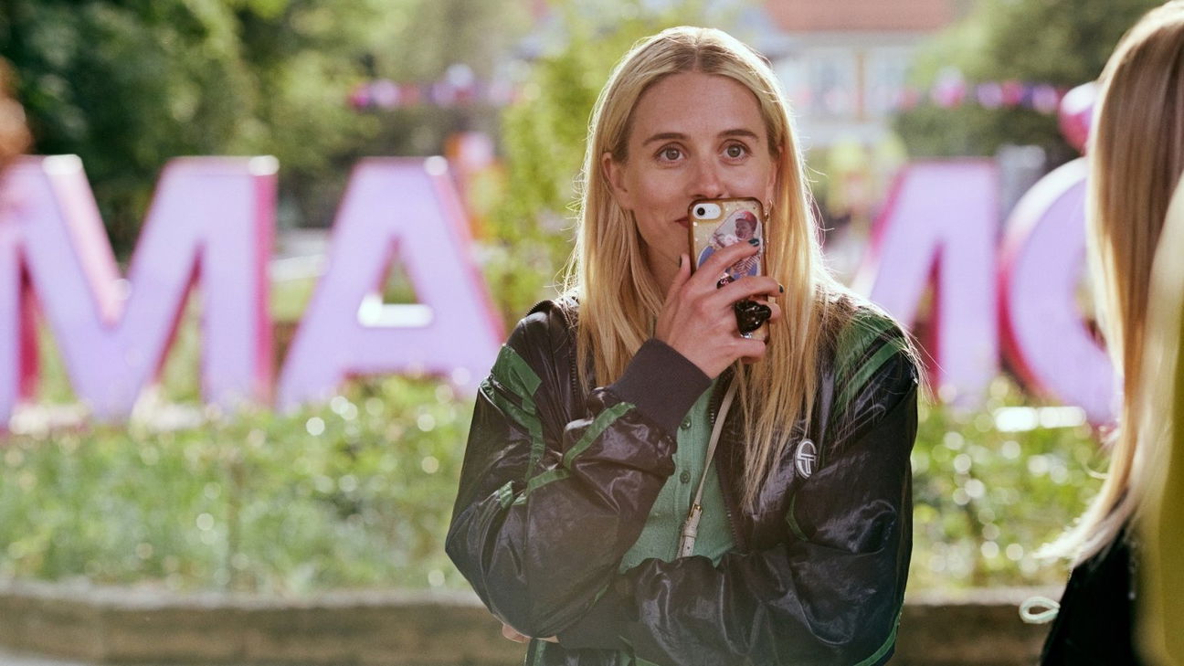 Komt er een seizoen 2 van 'Halva Malmö' ('Diary of a Ditched Girl') op ...