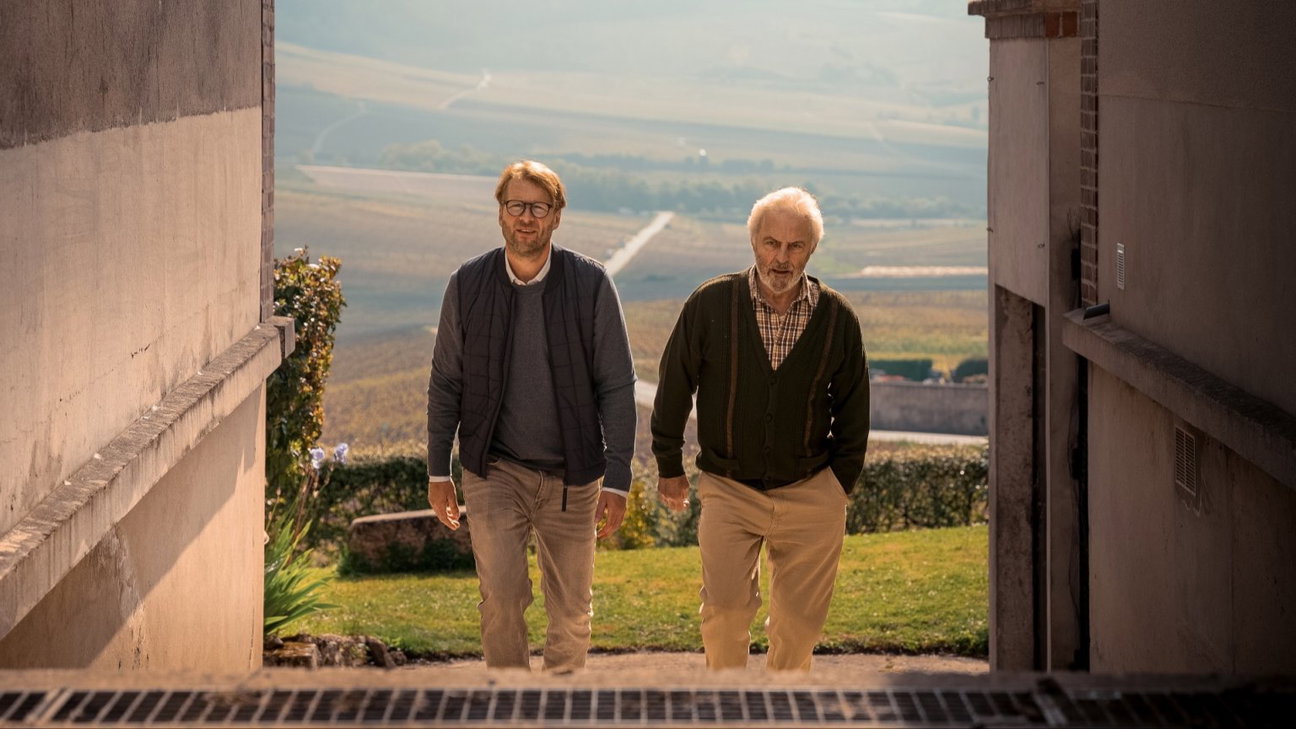 Nederlandse bioscoopfilm 'Champagne' met Leo Alkemade en Huub Stapel ...