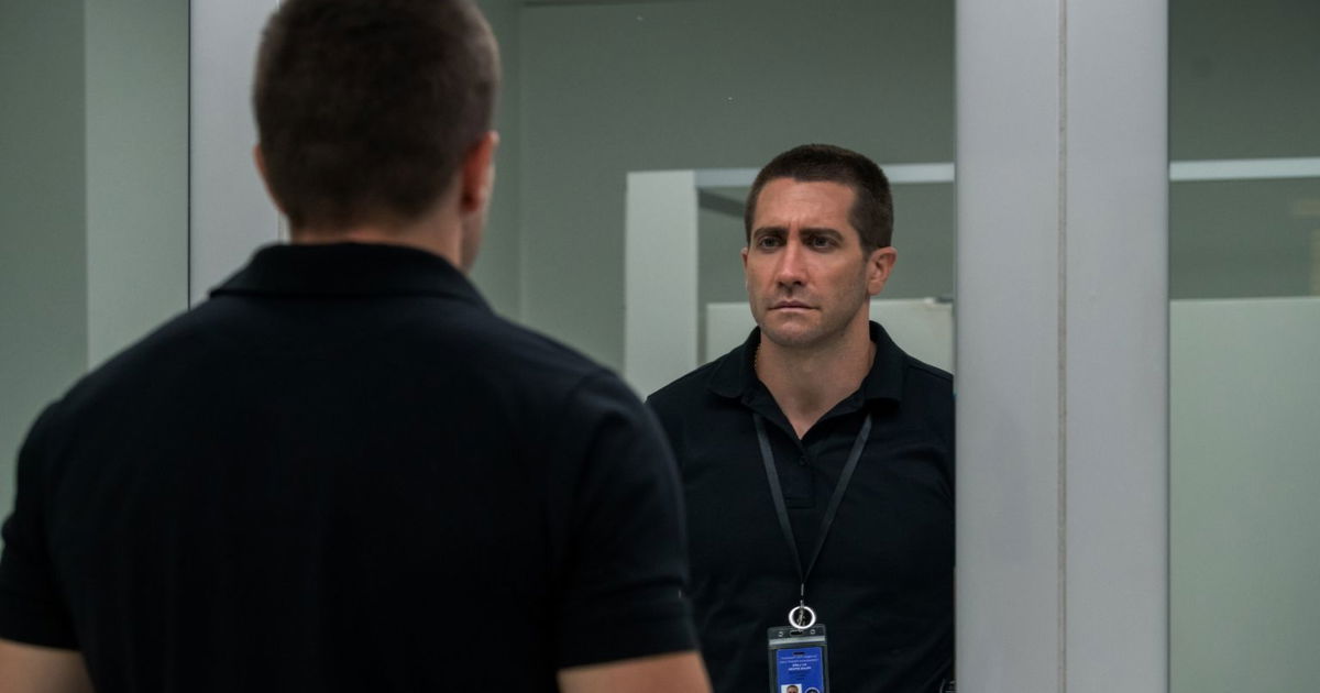 Netflix deelt de mysterieuze teaser van thriller 'The Guilty' met Jake ...