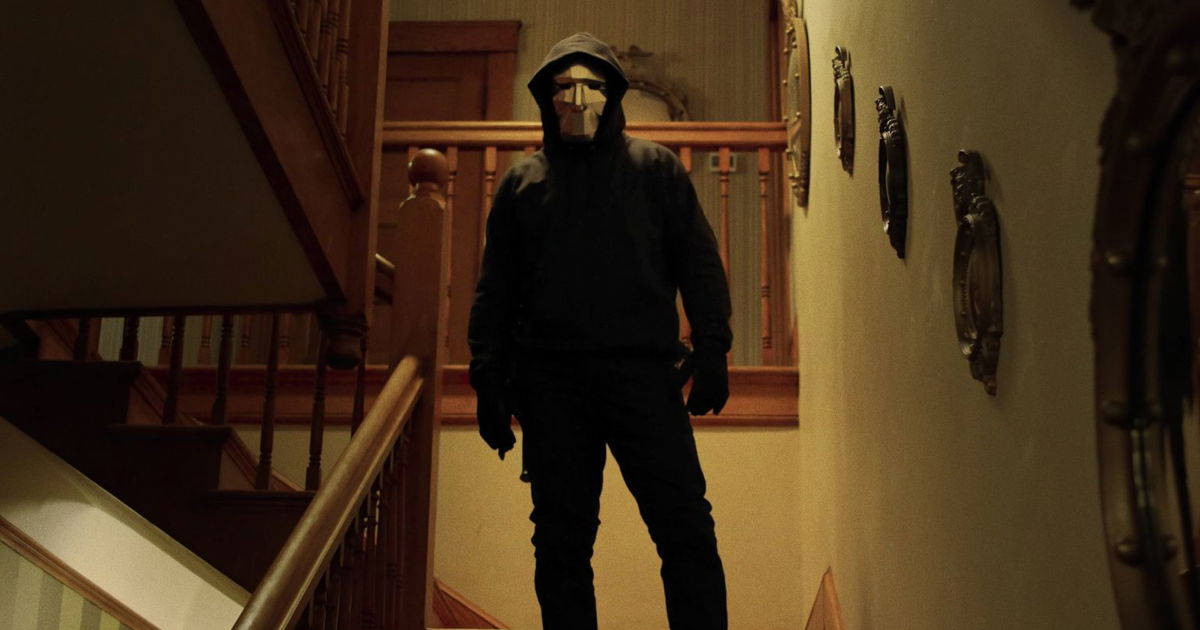 Een introweek loopt gruwelijk uit de hand in de nieuwe trailer van ...